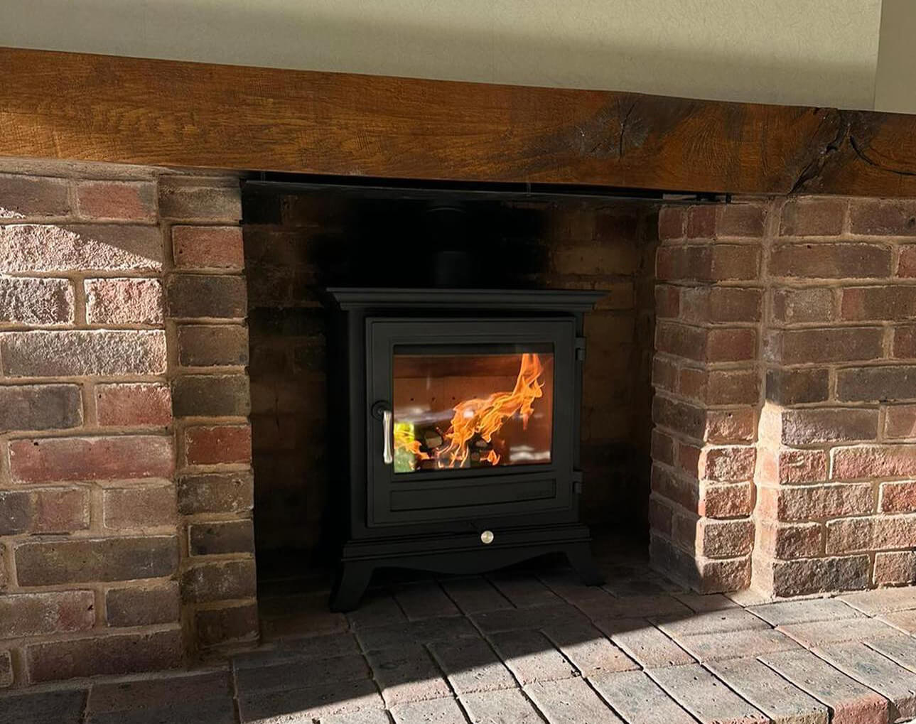Fire and fireplace services - Flaming Fires